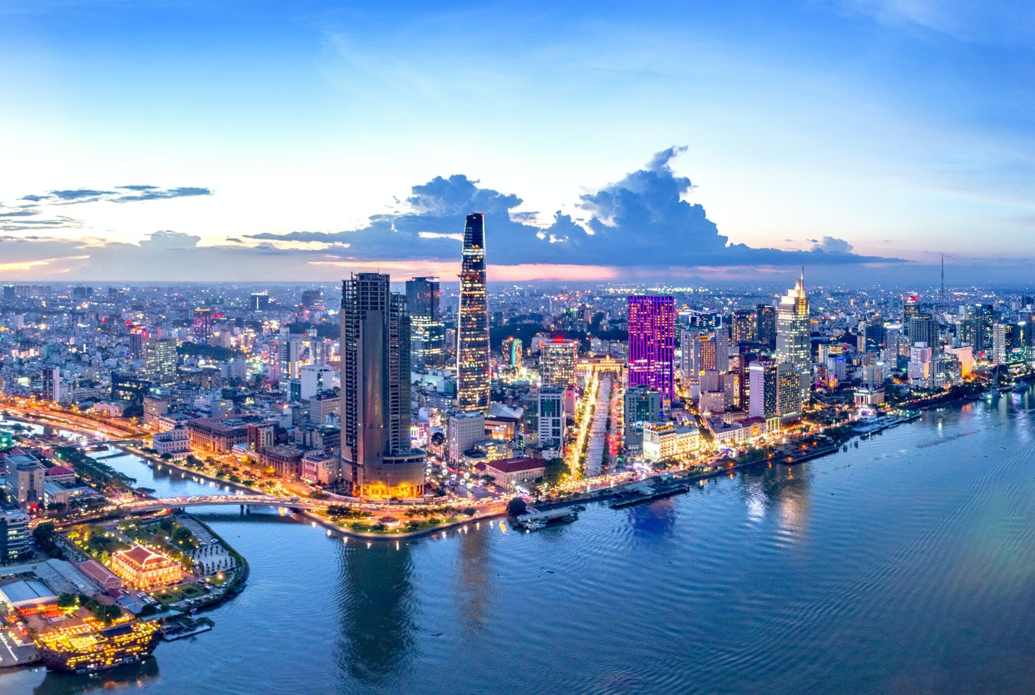 Vietnam Cultural Etiquette Guide – Essential Do’s & Don’ts for Travellers